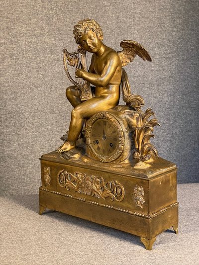 Important Restoration clock in gilded bronze, a... | Antikeo