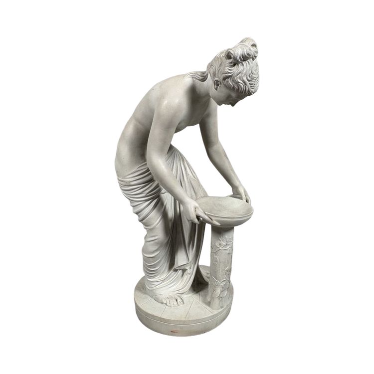 Sculpture of a neoclassical Danaïdes 19th centu... | Antikeo