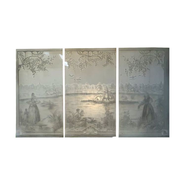 Suite of three engraved glass panels 20th centu... | Antikeo